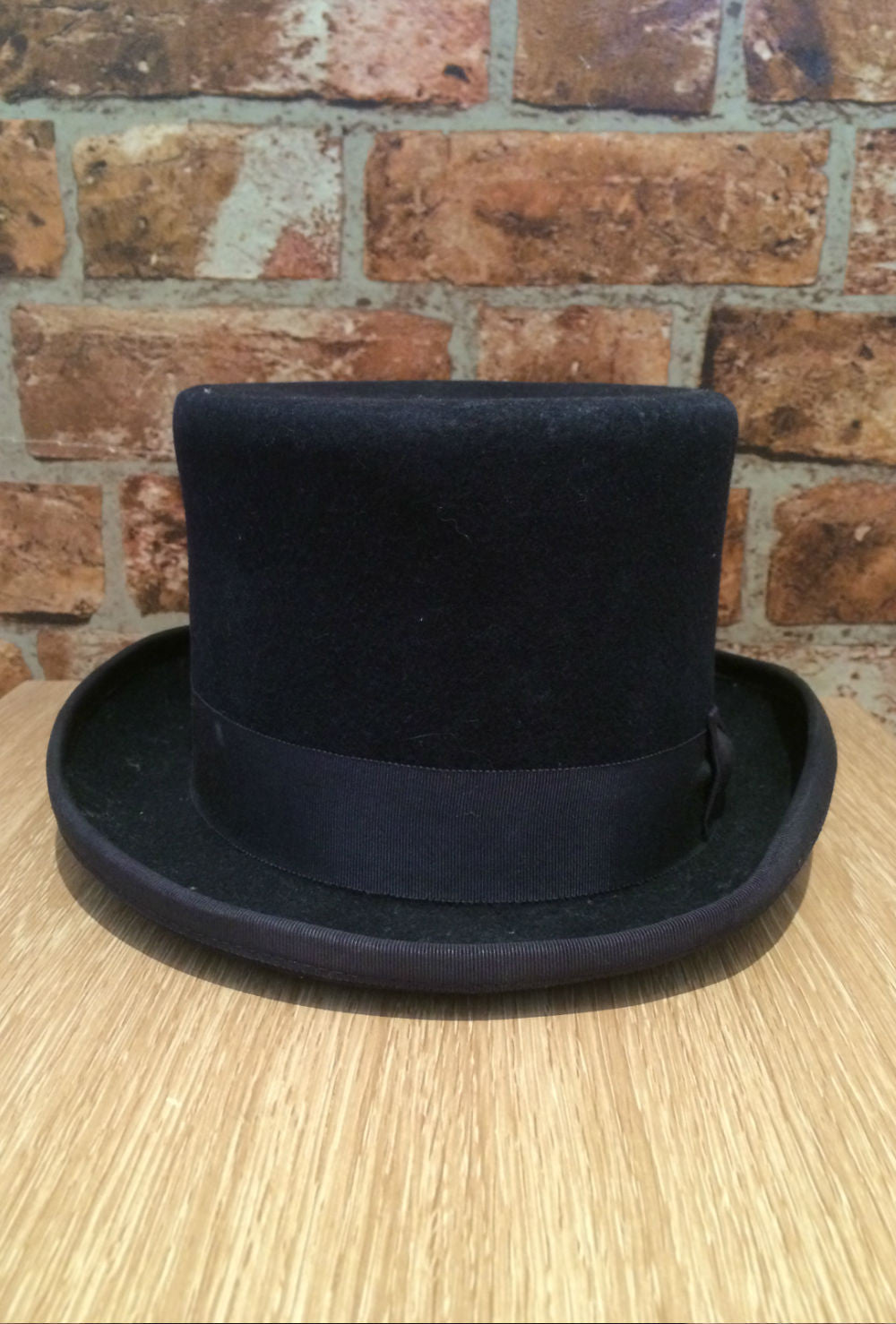 Navy top hat – Regency Groom